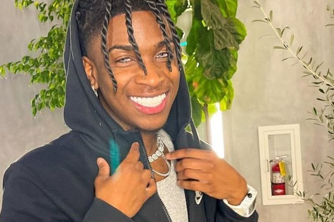 Where does Swagboy Q Live?