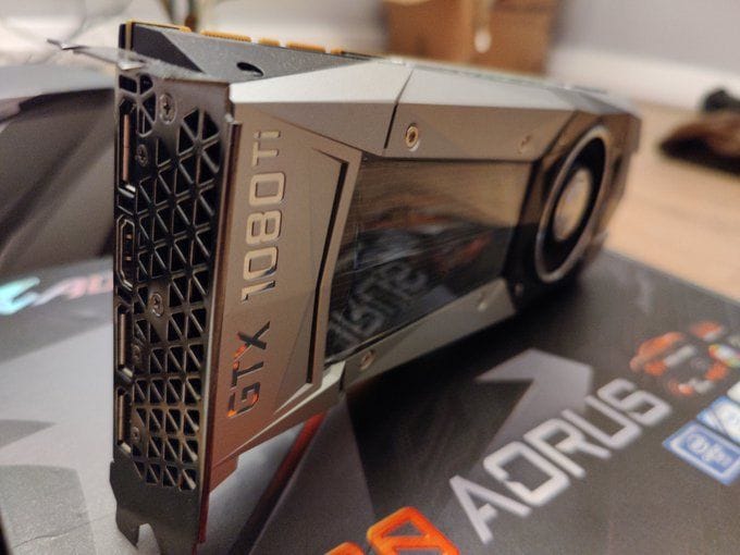 Are blower-style GPUs good?