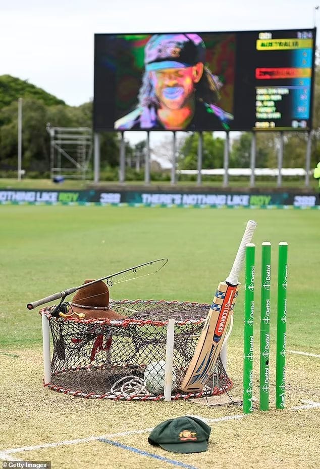 Who is Andrew Symond's Wife?