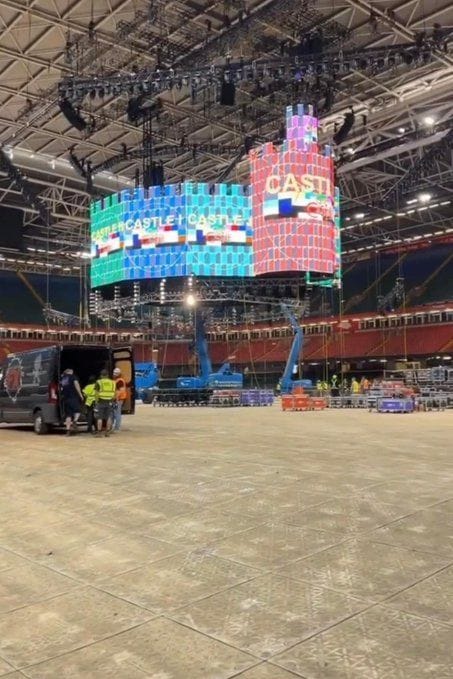 VIDEO: Sneak peek at the final grand set for WWE Clash at the Castle