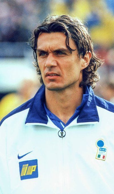 Ranking 5 defenders with the best tackle success rate since 2009