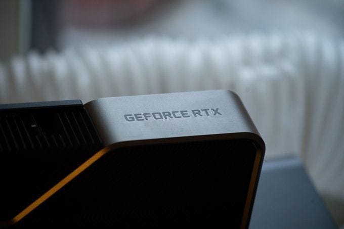 Are blower-style GPUs good?