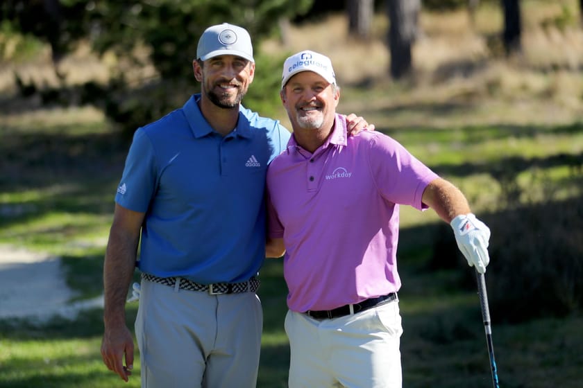 Rodgers claiming golfer Jerry Kelly is like a brother prompts NFL fans ...
