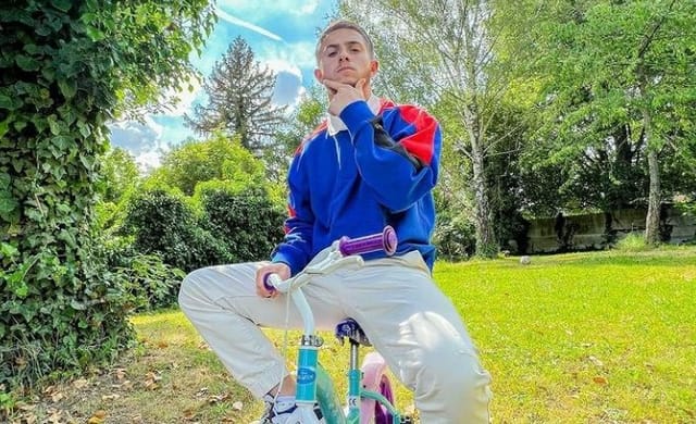 Michou's Profile, Net Worth, Age, Height, Relationships, FAQs