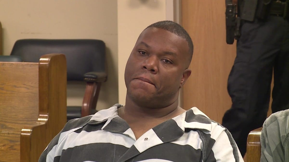 NFL player Kevin Ware Jr. allegedly burned girlfriend after killing her