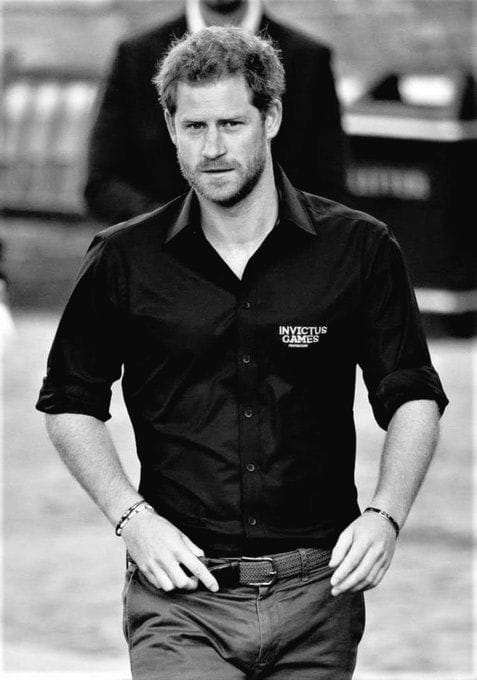 "The Queen's favorite for a reason": Prince Harry wins hearts by ...