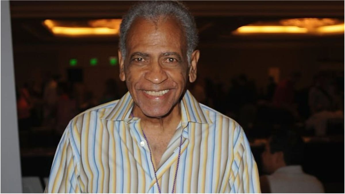 Who was Austin Stoker? Battle for the Planet of the Apes and Assault on ...