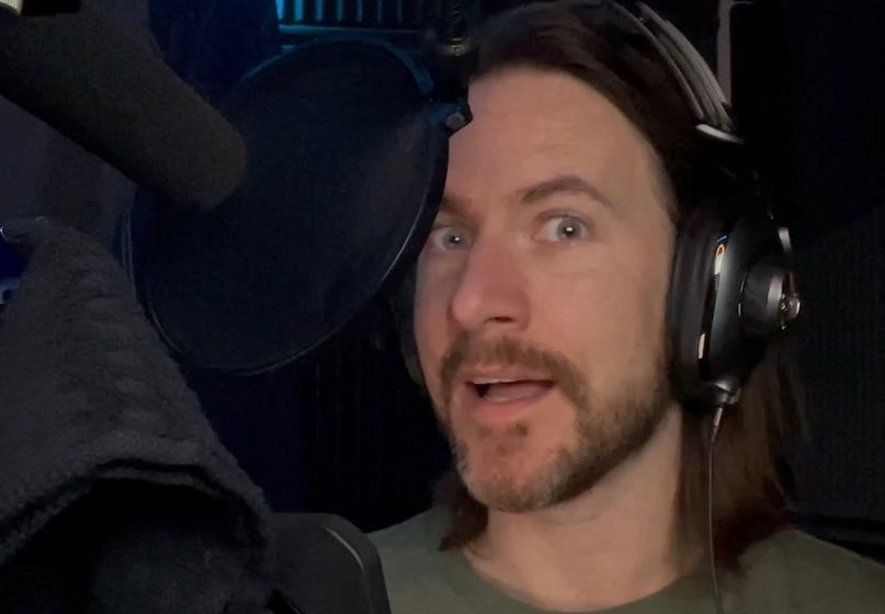 Who are the English voice actors of Cyberpunk: Edgerunners?