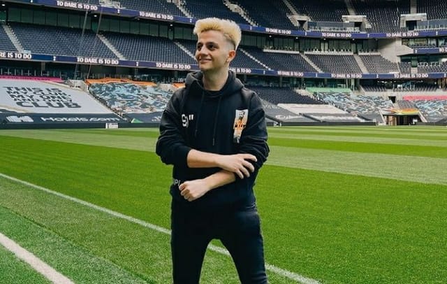 Ampeterby7's Profile, Net Worth, Age, Height, Relationships, FAQs