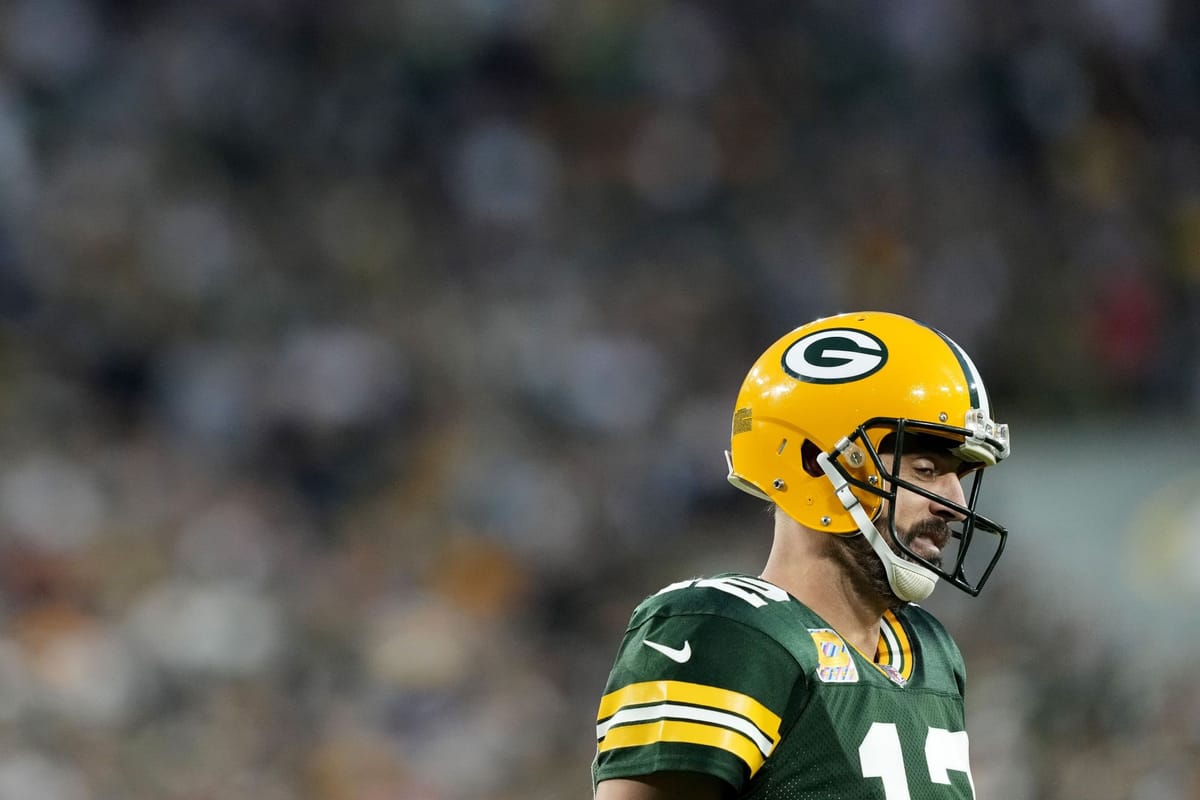 "Guess who won't be MVP this year" - NFL fans blast Aaron Rodgers for ...
