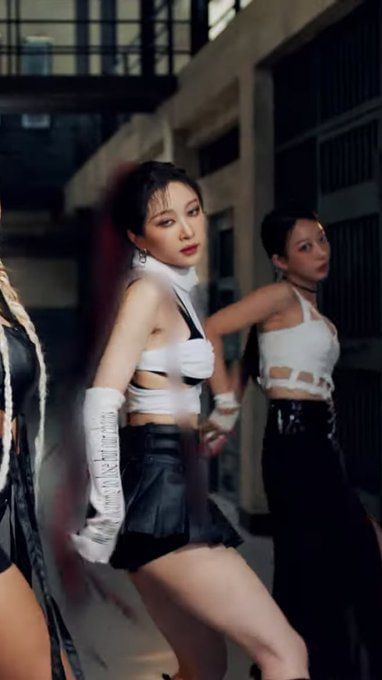 Album X spells trouble as member EXID's Hani's hairstyle comes under fire in another instance of ...