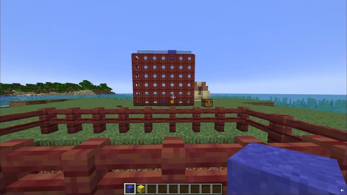 Redditor creates Connect 4 inside Minecraft using mangrove trapdoors ...