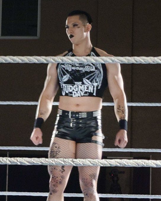 [Watch] Male WWE Superstar cosplays as Rhea Ripley during recent live ...