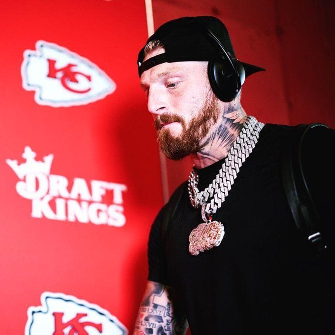 Maxx Crosby lived a double life