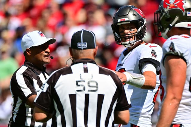 WATCH: Tom Brady completely loses his cool dropping F-Bomb on referee ...