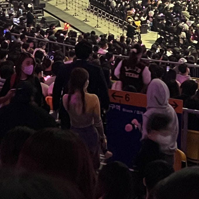 Jisoo earns praises for her rocking solo-stage performance during BORN ...