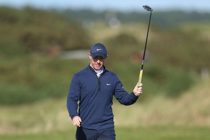 "Short in comeback" - Rory McIlroy struggles at St. Andrews yet again ...