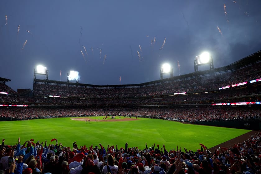Citizens Bank Park : Charting the dimensions and capacity of the ...