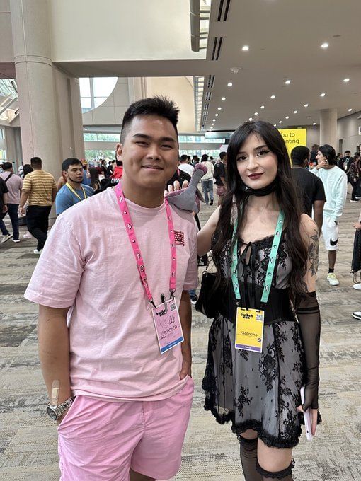 Twitch streamer LuluLuvely makes an epic outplay at Twitch Rivals: Apex ...