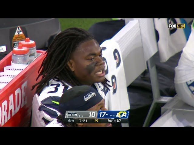 DeeJay Dallas fantasy outlook: Is he a good pick?