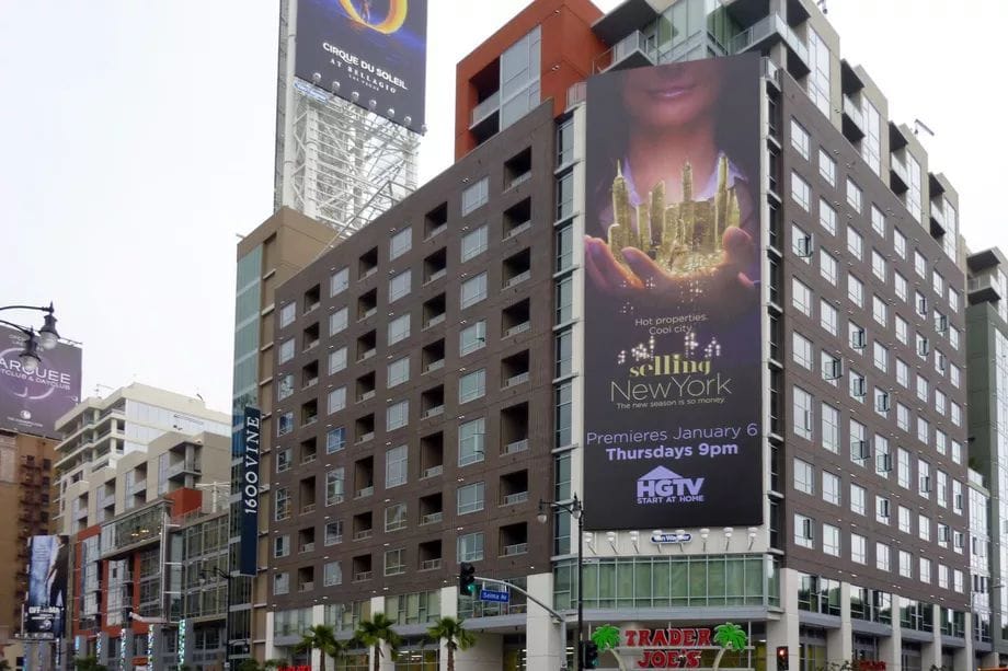 Logan Paul's House | Where does 'The Maverick' live now?