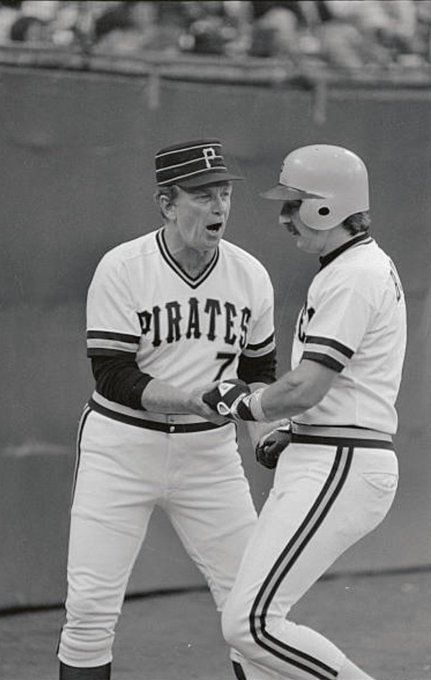 Throwback to when Pittsburgh Pirates' Parrot mascot provided cocaine to ...
