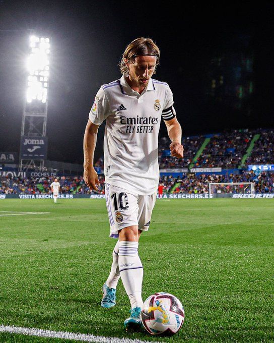 Premier League giants plotting ambitious move for Real Madrid legend ...