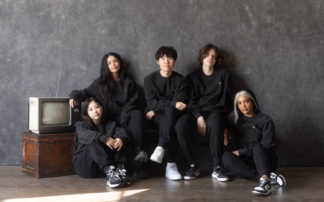 "Perfect clothes by the perfect man": Fans react as Disguised Toast ...