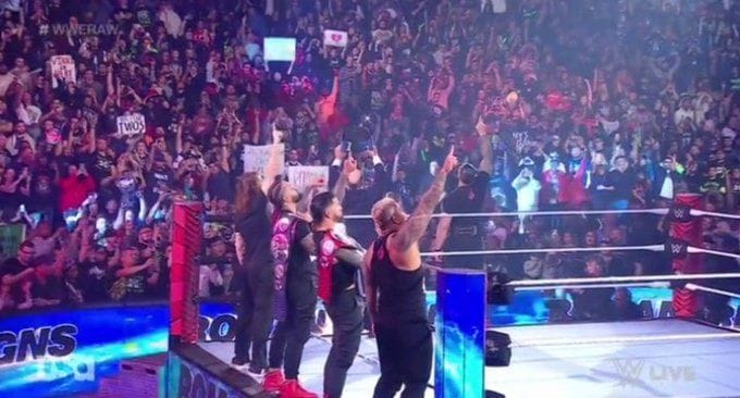 Ex-WWE personality explains his issue with The Bloodline's presentation ...