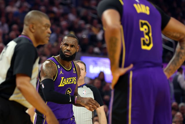 NBA fans in absolute rage mode after LA Lakers have terrible 3-point ...