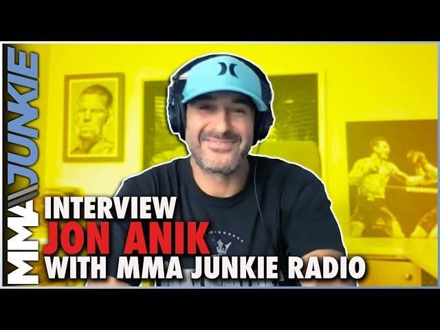 Breaking: Jon Anik re-signs as lead play-by-play commentator with the UFC