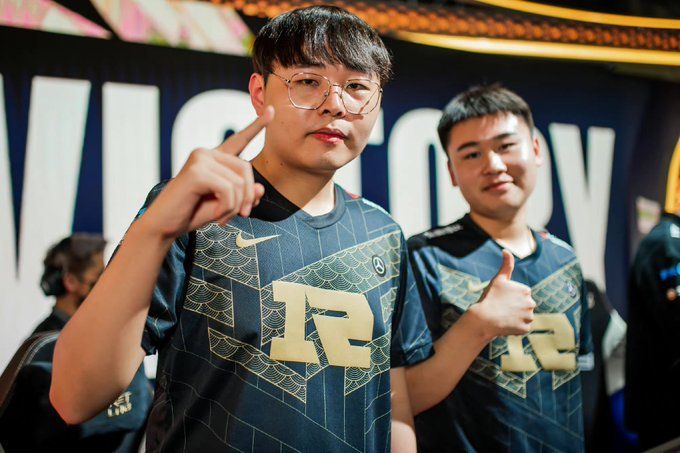 Gen.G vs RNG League of Legends Worlds 2022 Group Stage: Head-to-head, livestream details, and more