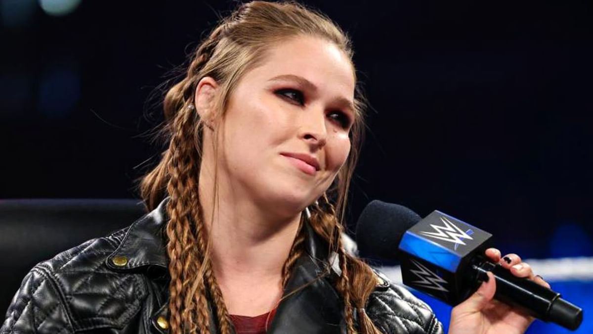 Ronda Rousey comments on current WWE star smiling while being choked out