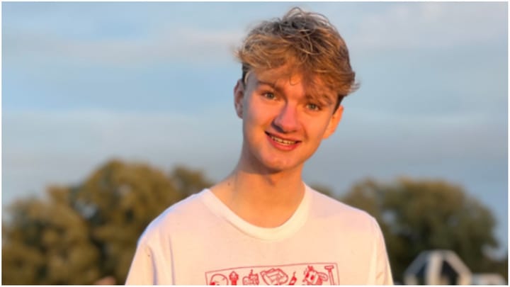 "This is a new era" - TommyInnit reveals he has a girlfriend in his ...