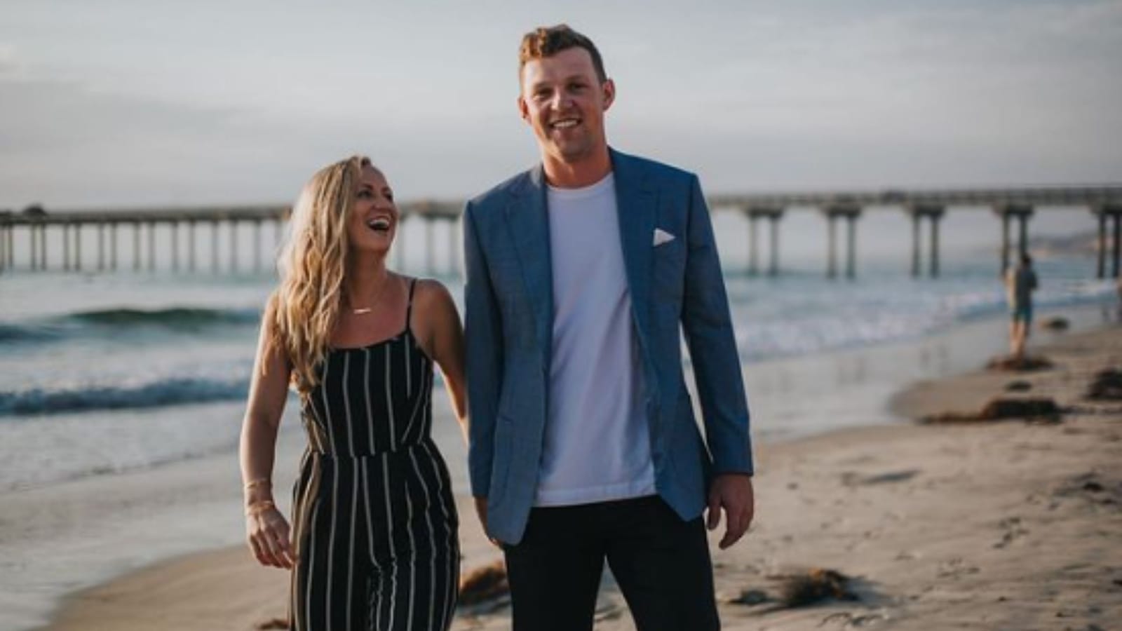 Rhys Hoskins' wife Jayme Hoskins bought Phillies fans 50+ beers for ...