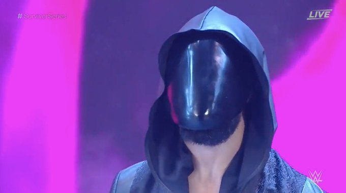 [PHOTO] Finn Balor enters wearing a unique mask at Survivor Series ...