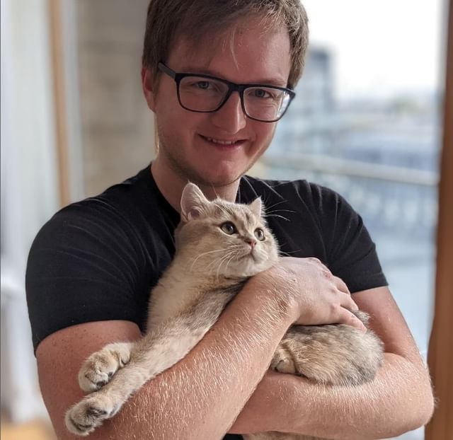 How much is Grian's Net Worth as of 2024?