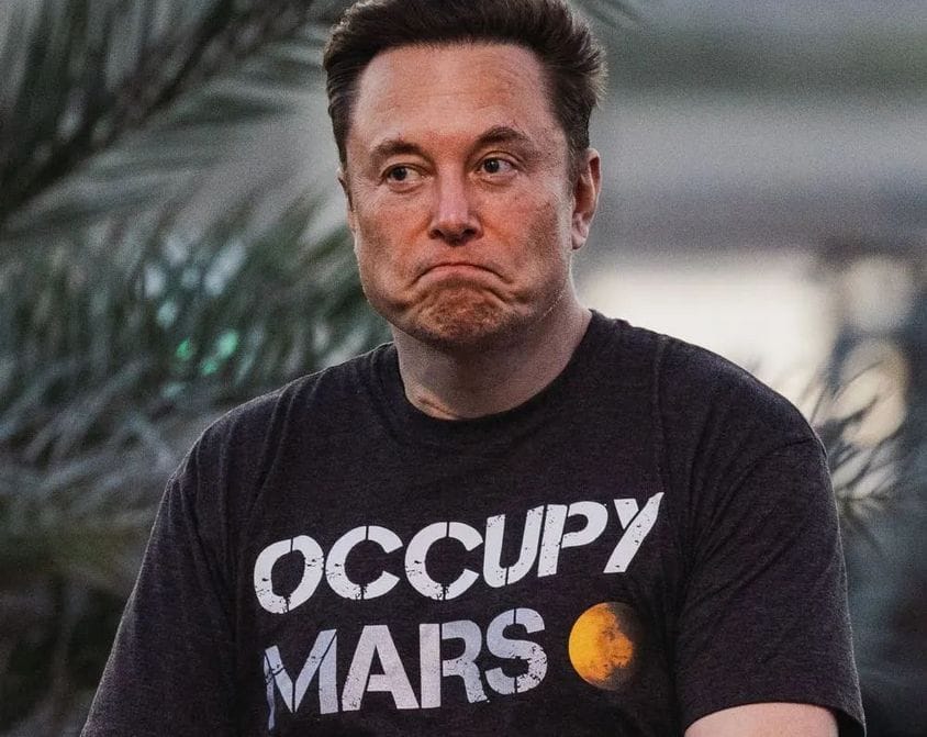 How tall is Elon Musk?