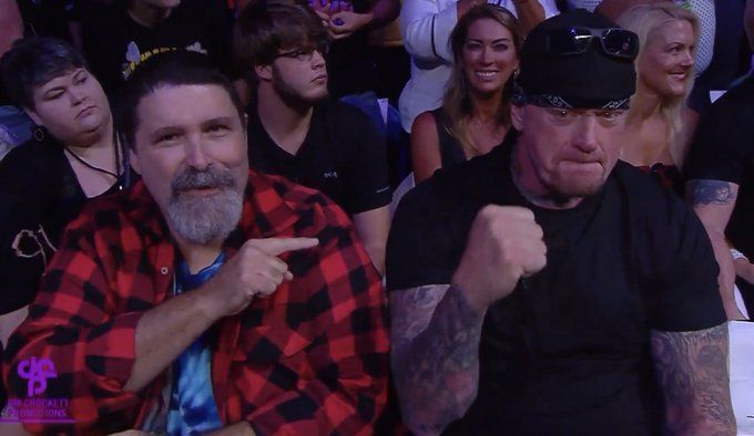 Former WWE Champion recounts scary moment from his match with The ...