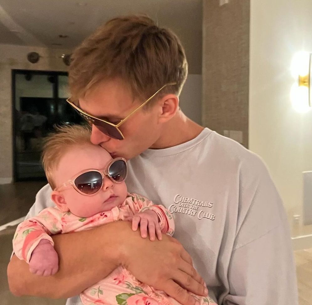 PashaTheBoss's Profile, Net Worth, Age, Height, Relationships, FAQs