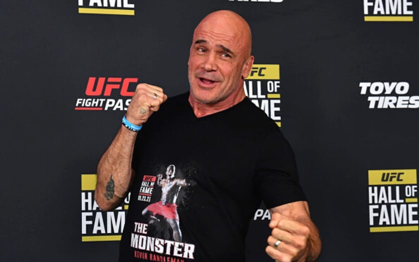 When was Bas Rutten inducted into the UFC Hall of Fame?