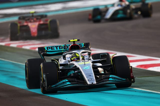"All we wanted was Lewis, Alonso, and Vettel donuts" - Fans react as ...