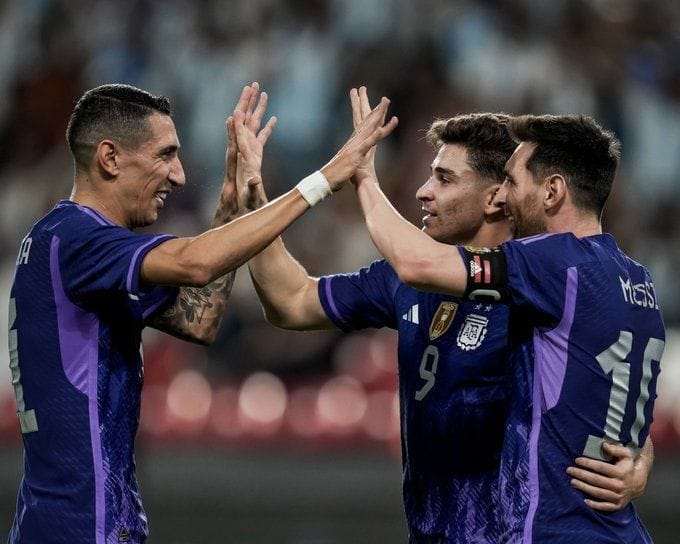 Jamie Carragher names team he ‘would love to see’ winning the 2022 FIFA ...