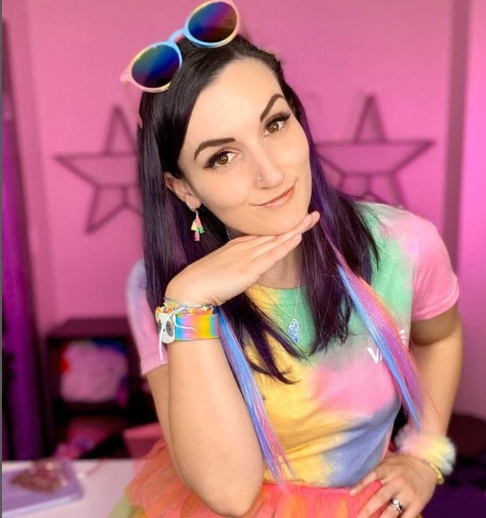 How much is LaurenzSide’s Net Worth as of 2022?