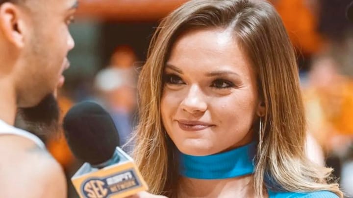 What did Kasey Funderburg tweet? Controversy explained as reporter ...