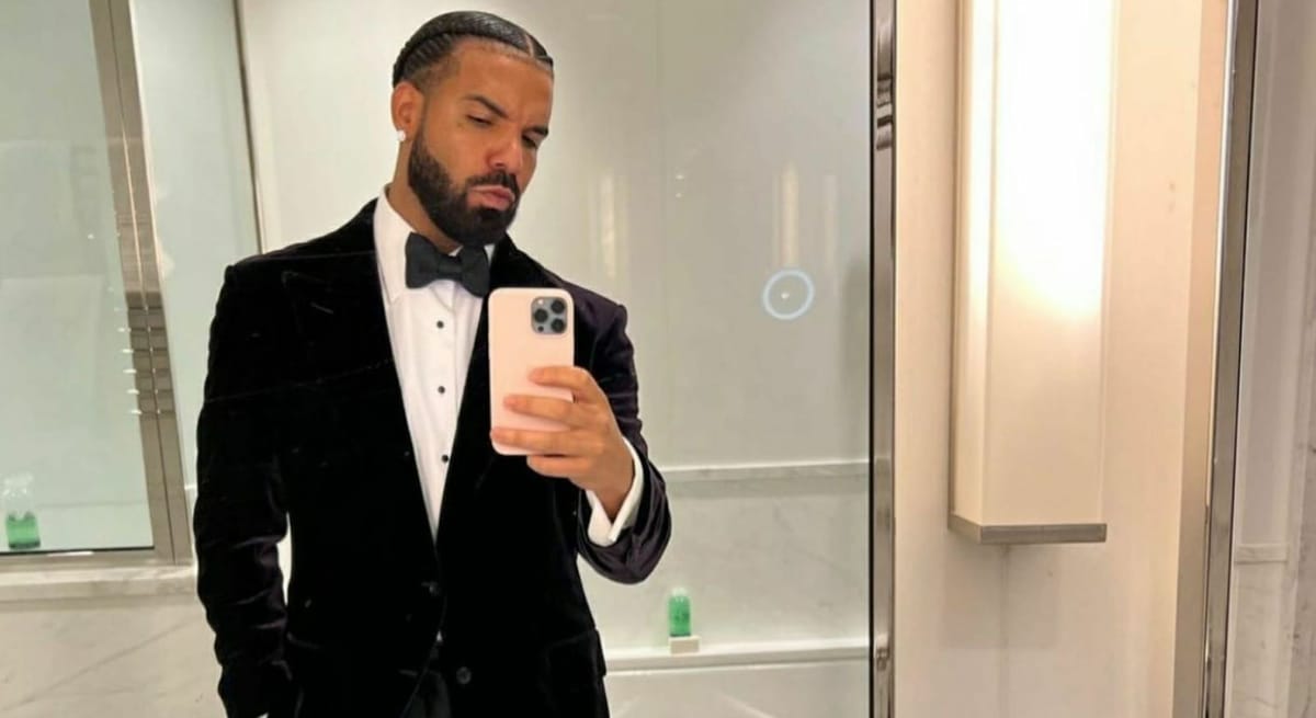How tall is Drake?