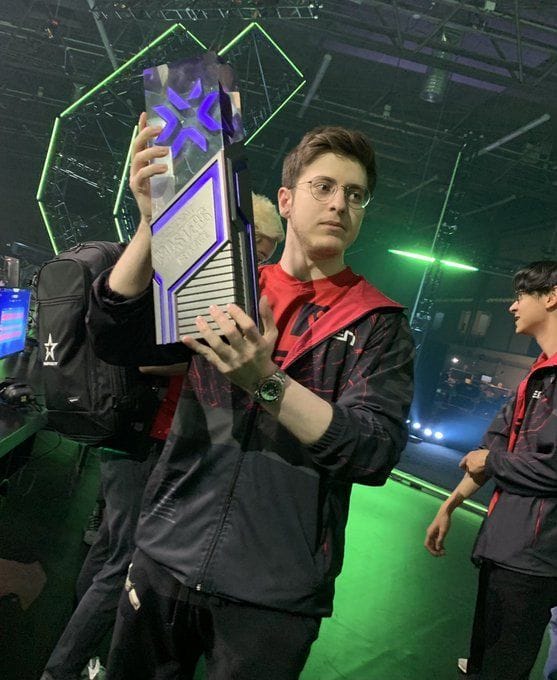 Zombs: "It’s not worth it for me anymore": Sentinels player Zombs ...