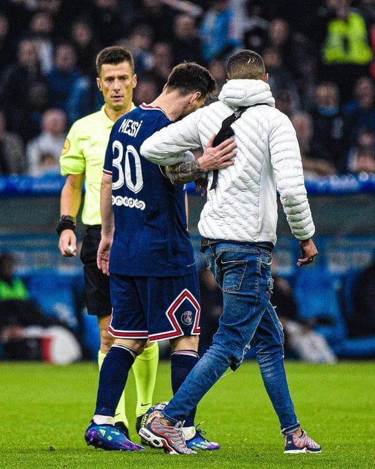 "You don't know what the hell to do" - PSG star Lionel Messi claims he ...