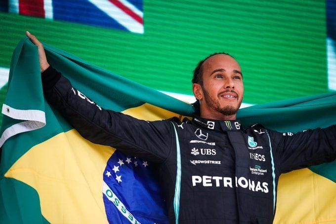 Lewis Hamilton formally receives honorary Brazilian citizenship