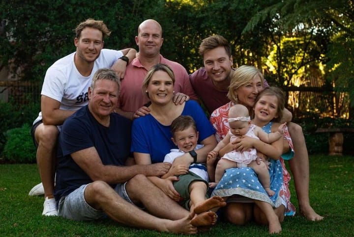 David Miller's Family - Father, Mother, Siblings, Wife & Kids